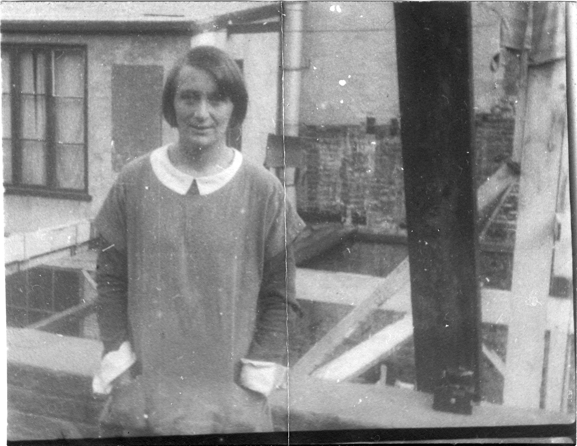 Dorothea Lange - OMCA Untitled (Dorothea Lange on a Rooftop) Dorothea Lange - OMCA Untitled (Dorothea Lange on a Rooftop)